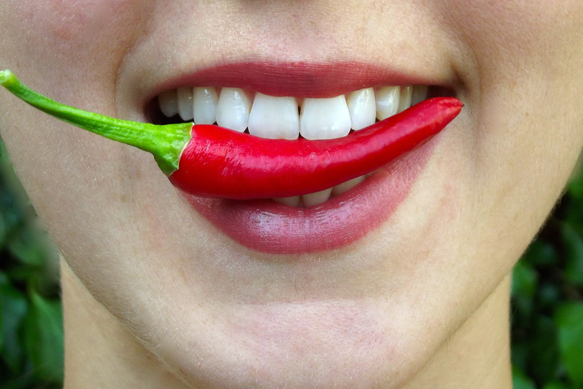 La masticación y sus efectos: cómo masticar bien - Miel con Canela